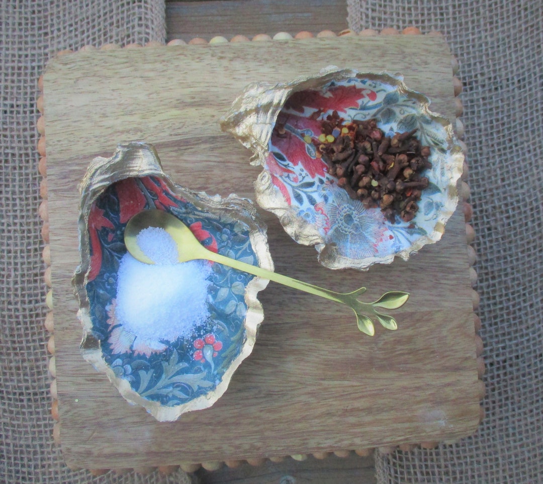 Oyster Salt Cellar, Shell Pinch Pot, Beach Decor, Coastal Decor, Museum ...