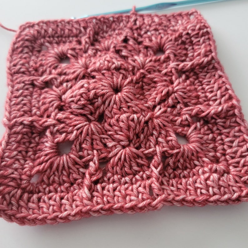 Elegant Granny Square PDF Crochet Pattern (with Pictures) - Etsy