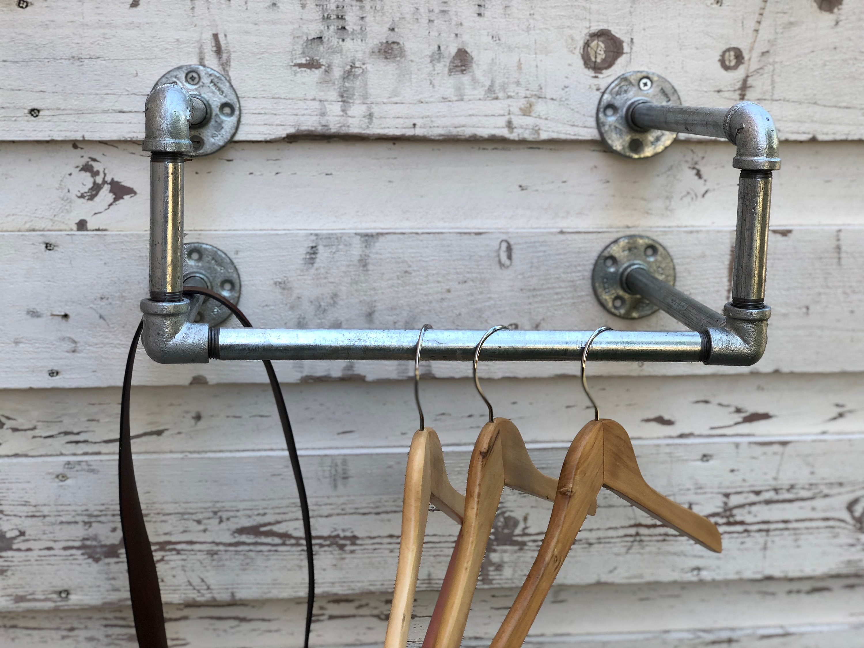 19 Industrial Galvanizedd Pipe Clothes Hanger for - Etsy