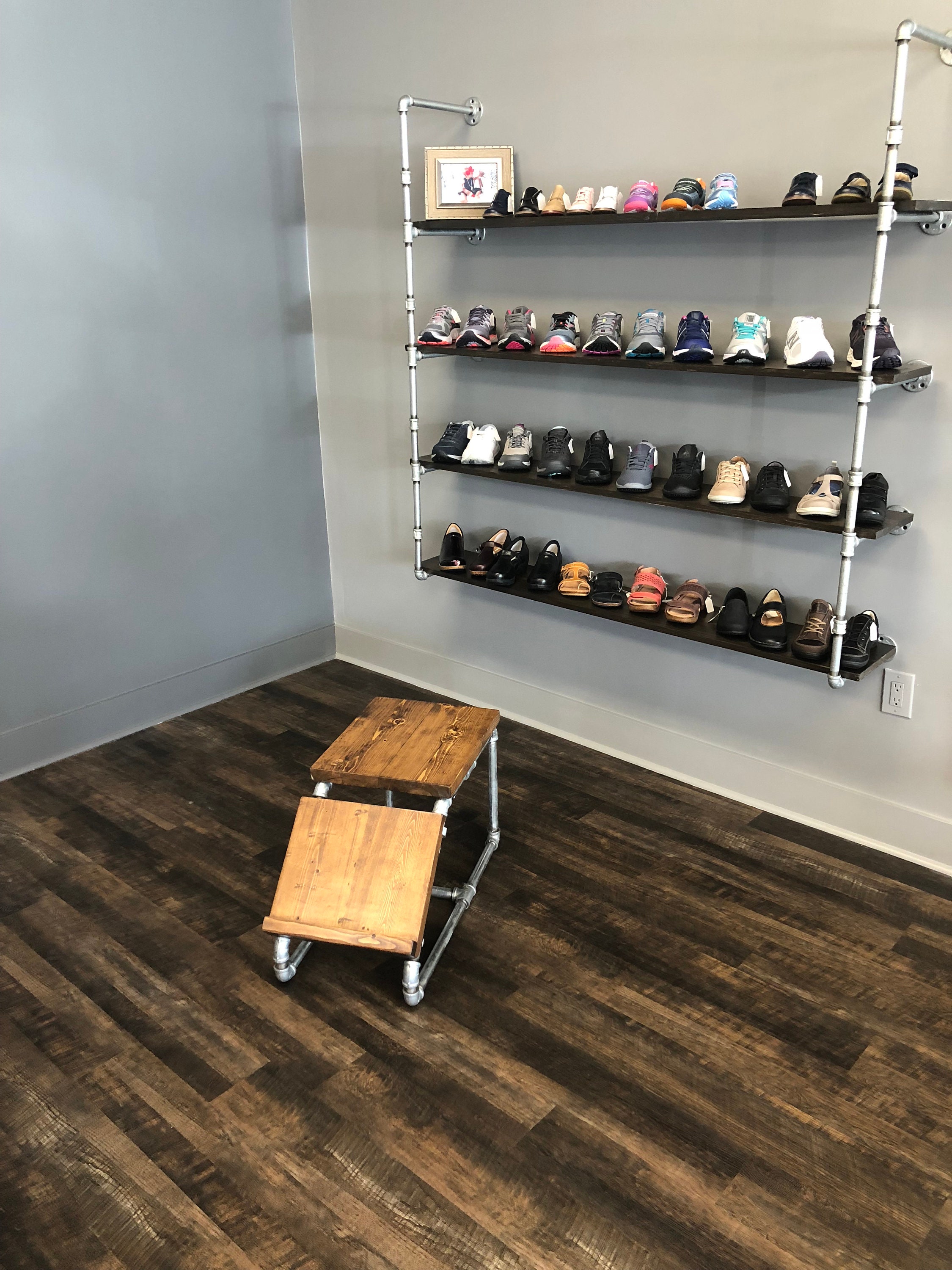 Shoe Fitting Stool, industrial shoes stools for shoe store or boutique ...