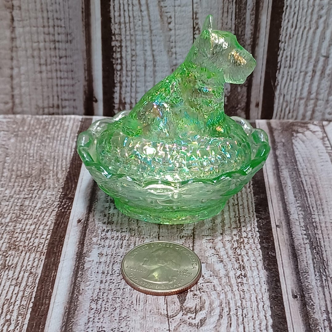 Vintage Boyd Aloe Carnival Green Glass Scottie Dog on Nest Covered Salt ...