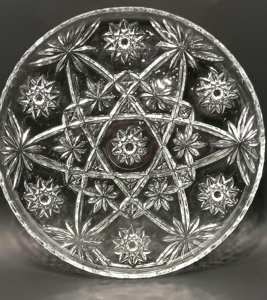 Vintage Cut Crystal Serving Plate – Starburst Geometric Pattern, Mid ...