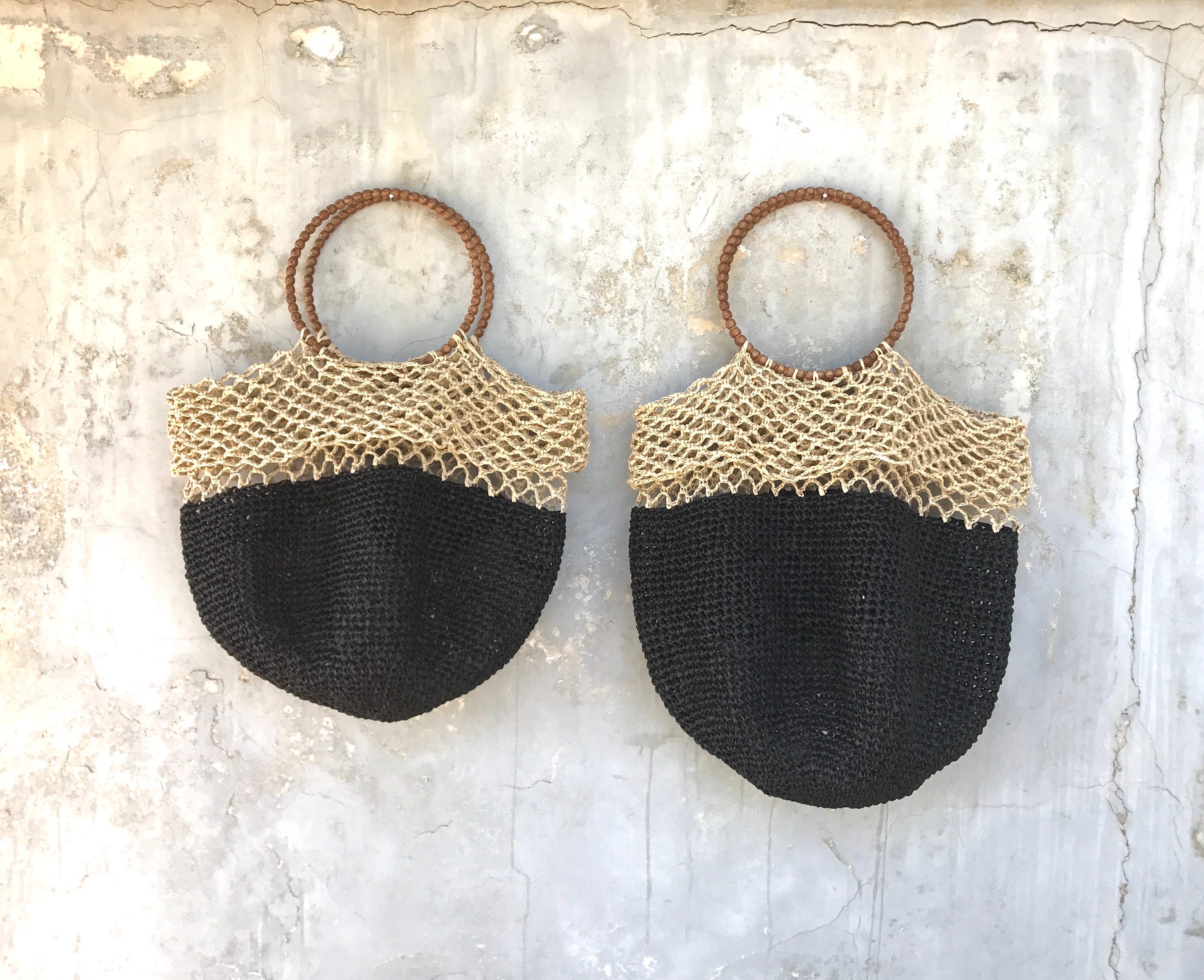 BLACK/NATURAL RAFFIA Bag. Double colour hand knitted natural straw bag ...