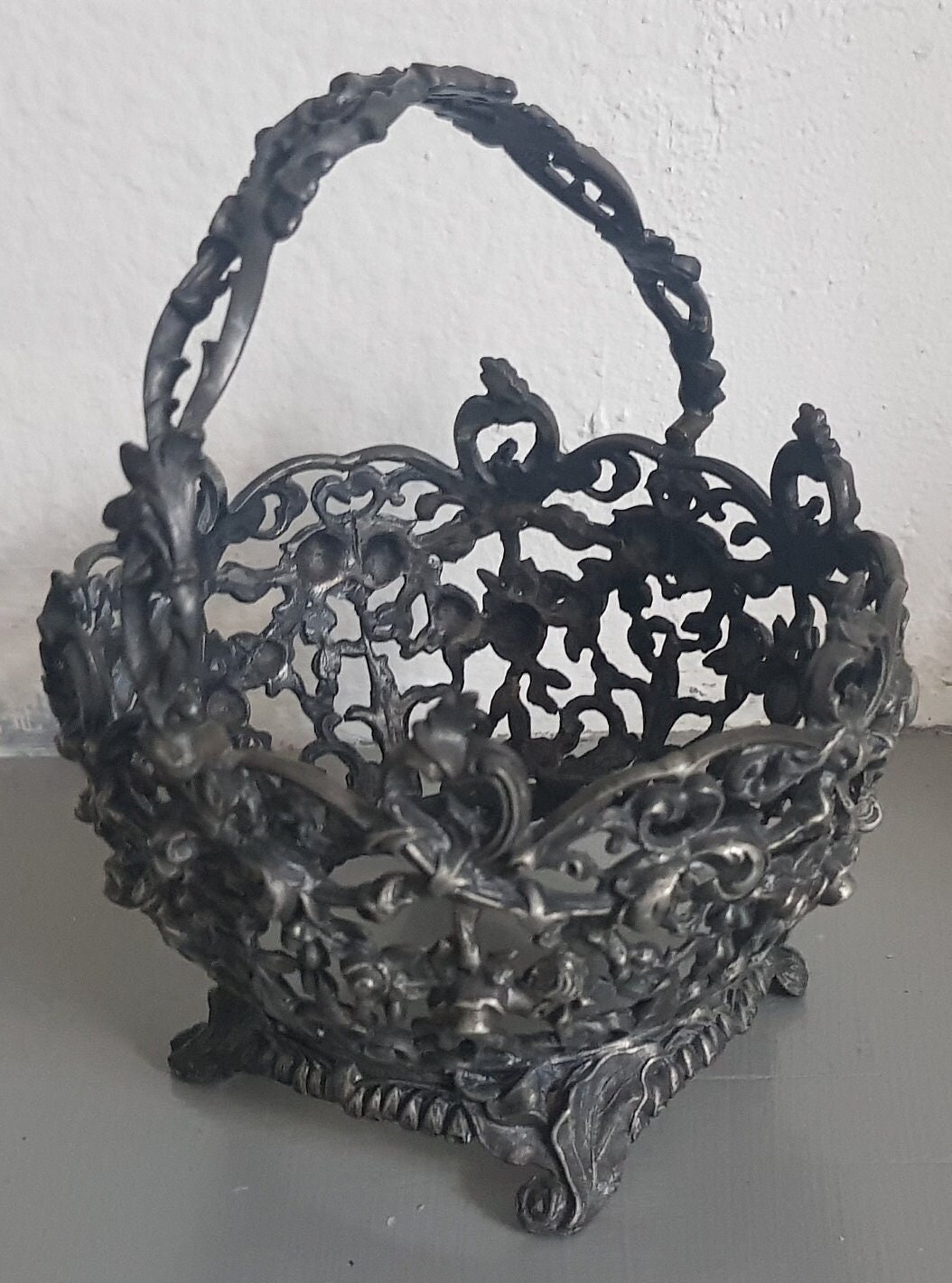 Antique Cast Iron Pierced Filigree Round Basket - Etsy
