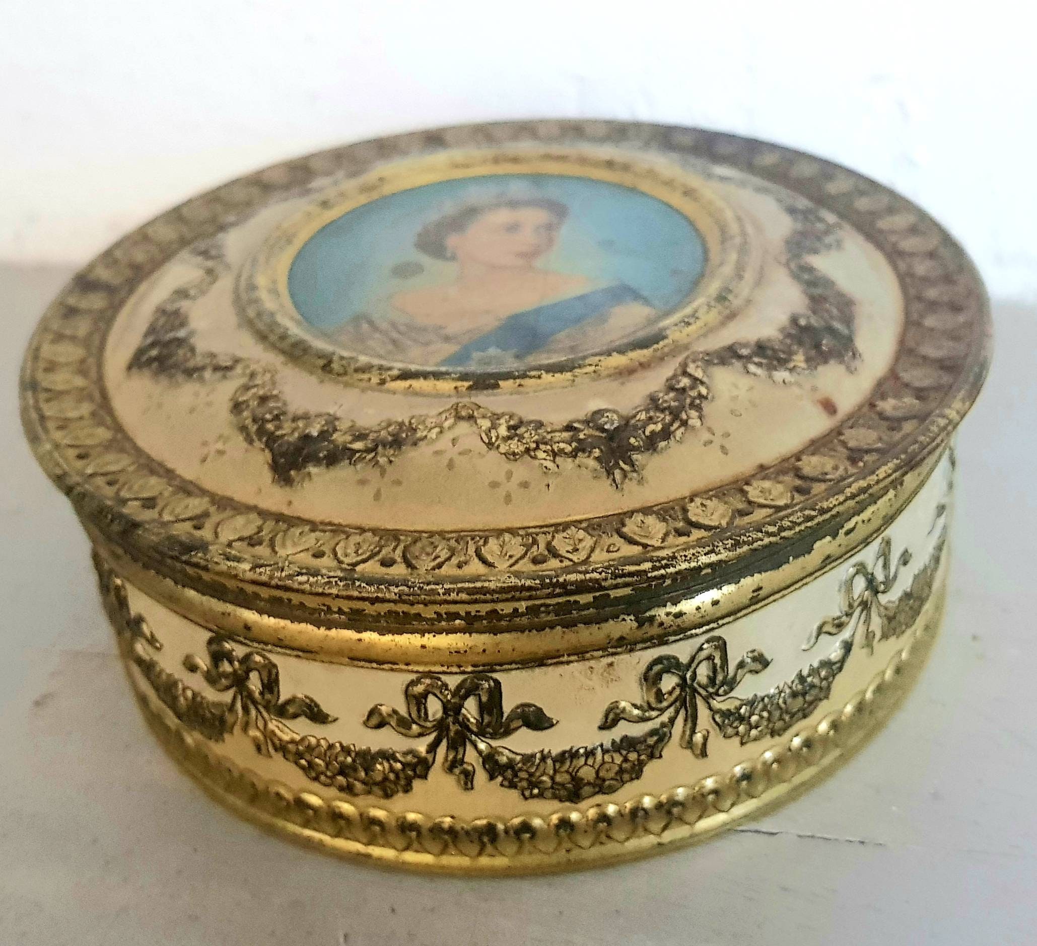 Vintage 50s Meltis Limited Chocolate Candies TIN BOX Queen Elizabeth II ...