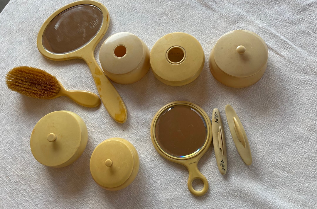 Vintage 10 Piece Ivory Pyralin Du Barry Celluloid Art Deco Vanity Set ...