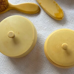 Vintage 10 Piece Ivory Pyralin Du Barry Celluloid Art Deco Vanity Set ...