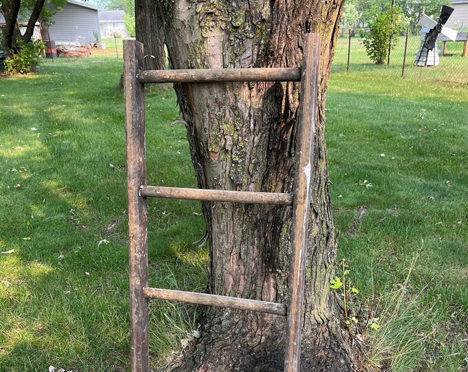 Antique Wood Farm Barn Hay Loft Step Ladder With Original Worn Patina ...