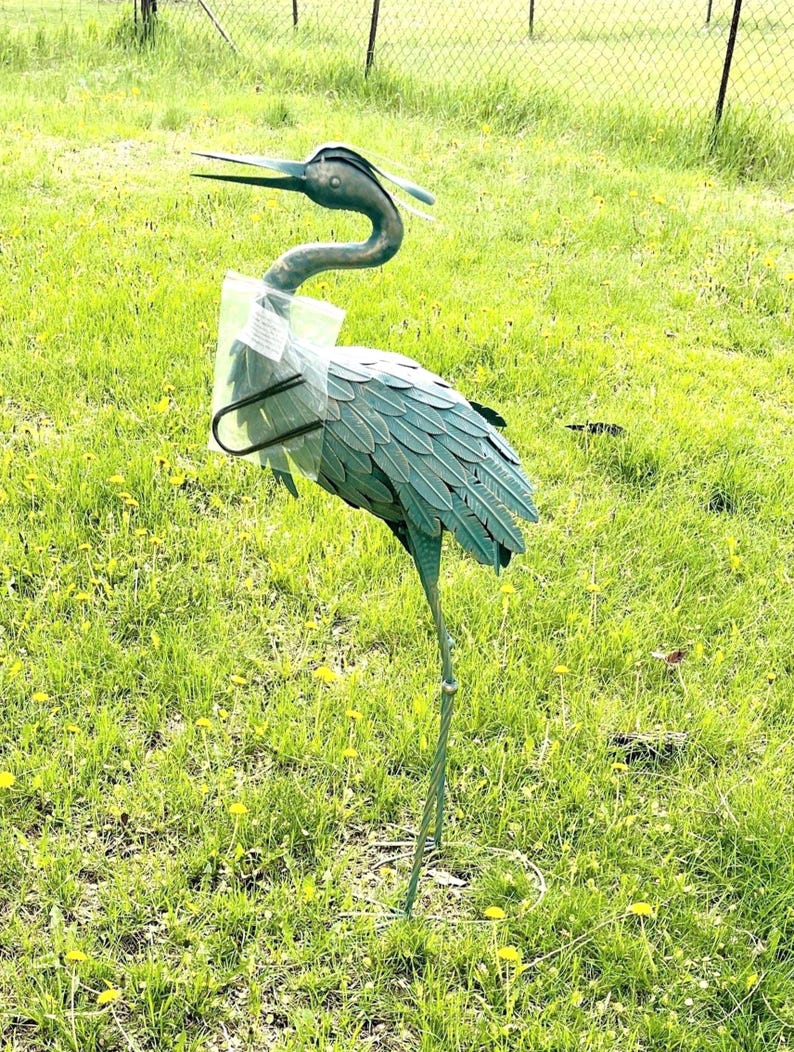 Aged Metal Blue Heron Statue Outdoor Garden Stake Yard Art Lawn Decor ...