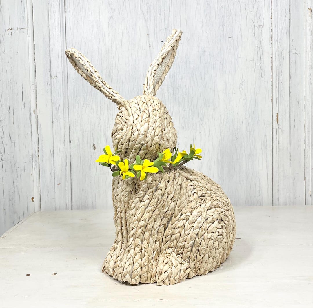 Weaved Cornhusk Bunny Rabbit W/ Floral Garland Statue Figurine 12"t ...