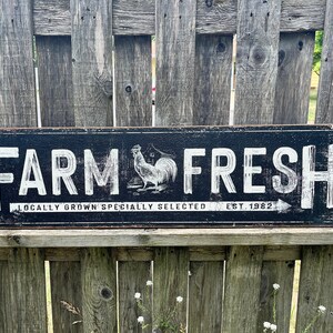 Aged Farmhouse Farm Fresh Metal Sign Chicken Rooster Eggs Poultry ...