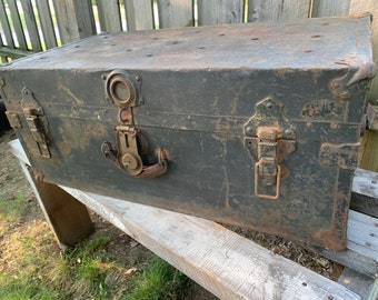 Foot Locker Table - Etsy