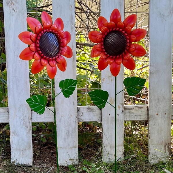 Large Metal Garden Art - Etsy