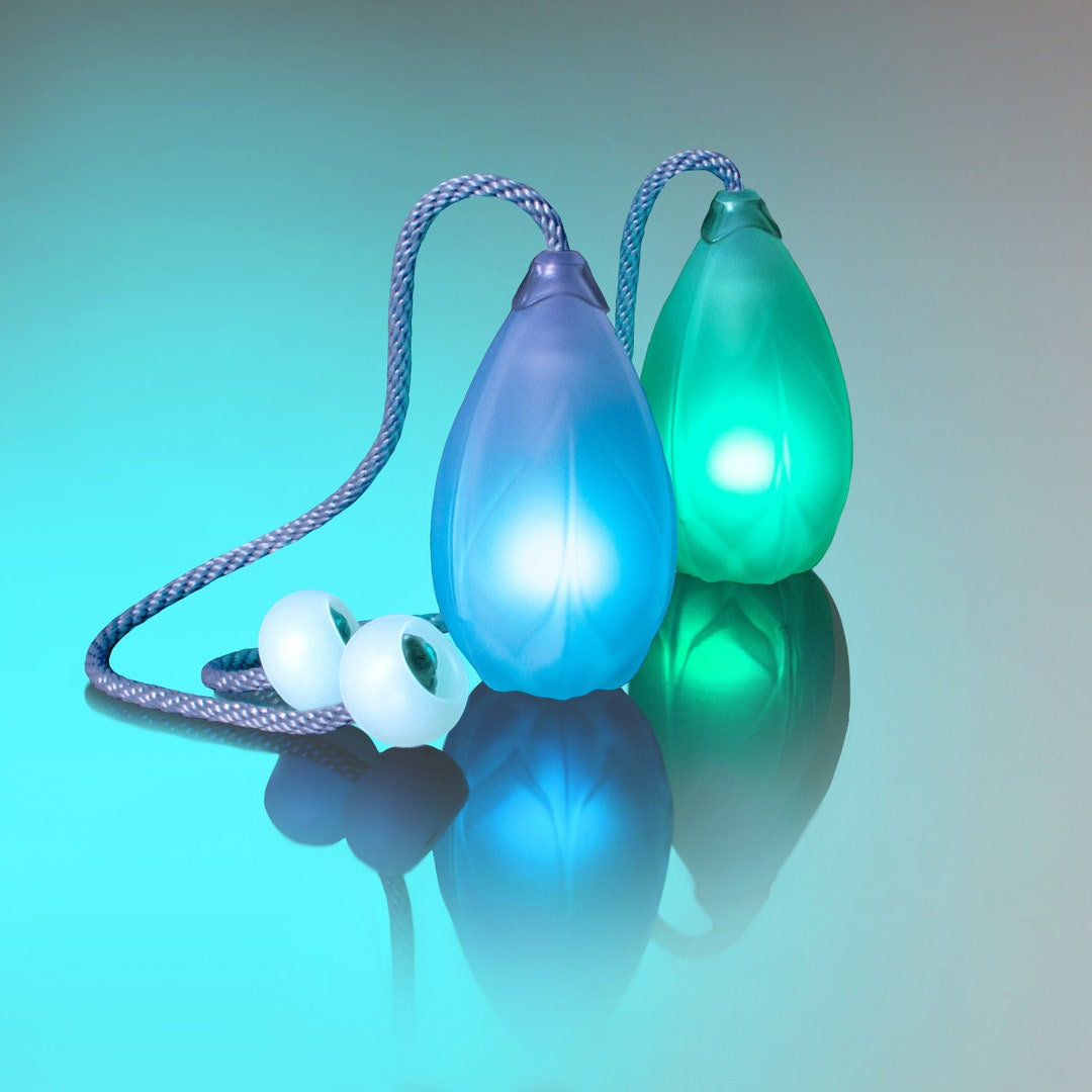 Podpoi® V2 - World's Favorite Rechargeable LED Glow Poi - Etsy