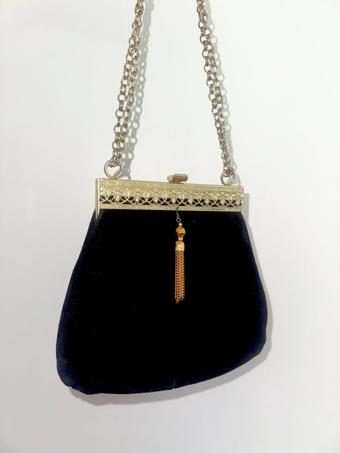 1970s Suede Tassel Purse• Kiss Lock• - Etsy