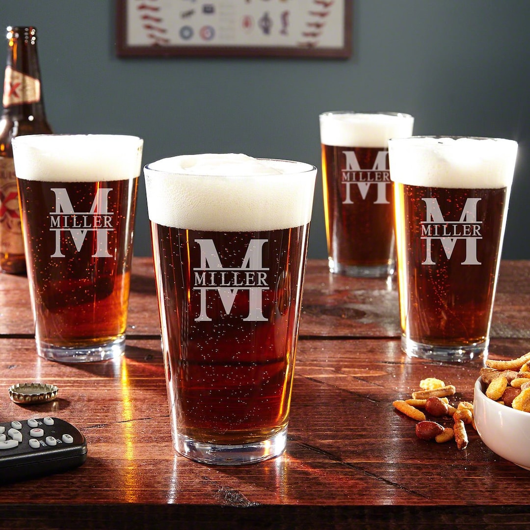 Engraved Pint Glass Set - Beer Lover Gift, Custom Beer Glasses ...