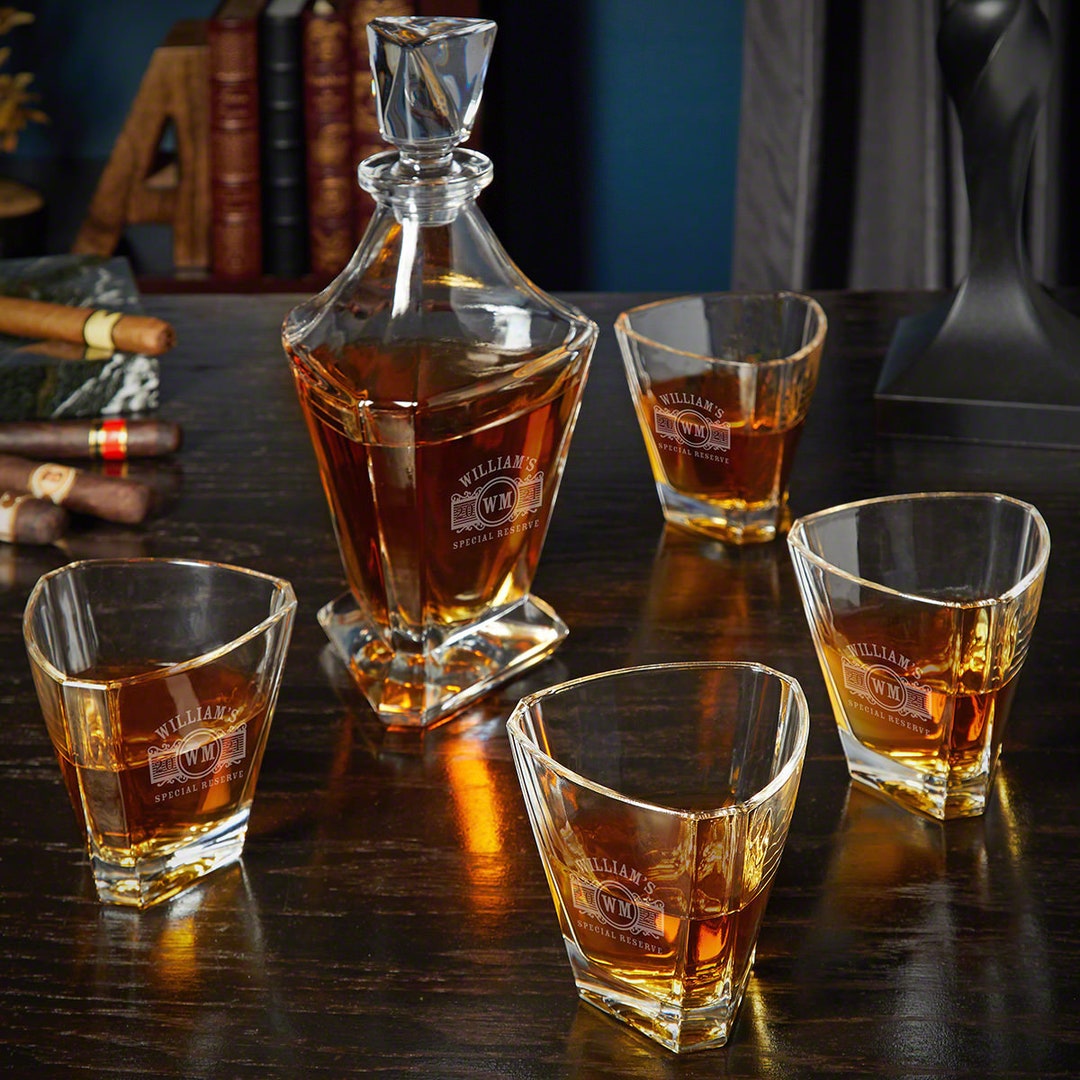 Engraved Triangular Decanter Set Gifts for Whiskey Lovers, Triangular ...