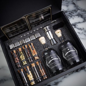DIY Cocktail Infusion Kit and Whiskey Smoker 24pc - Whiskey Lover Gift ...