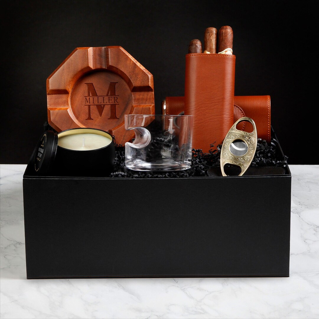 Luxury Cigar Gift Set With Cigar Cutter - Whiskey and Cigar Gift With ...
