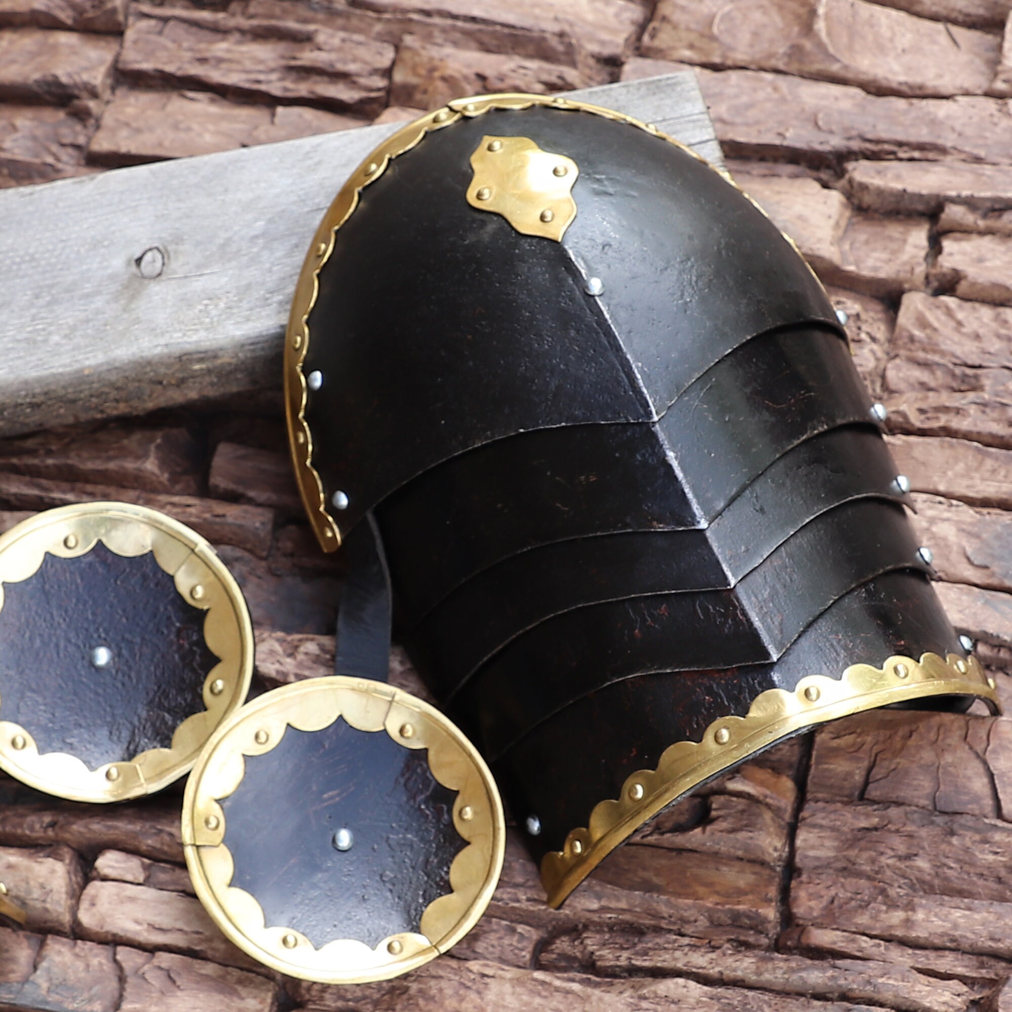 The Wicked Knight Functional Medieval Pauldrons With Rondel | Etsy