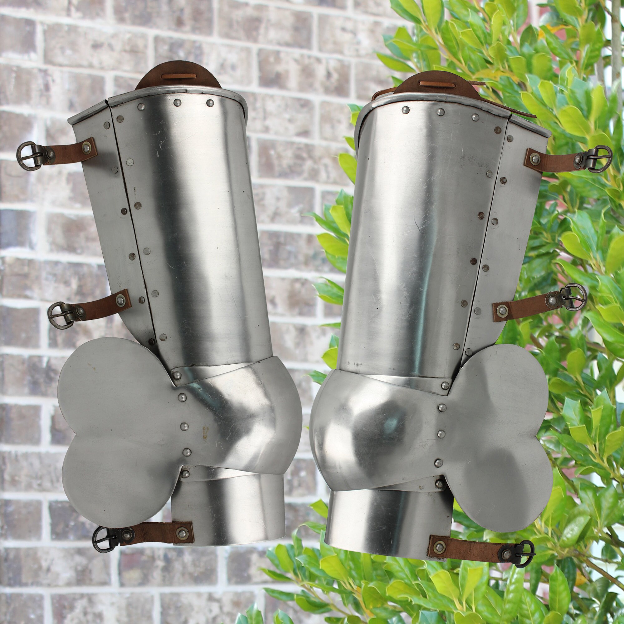 Medieval Italian 15th Century Poleyns Leg Armors | Etsy