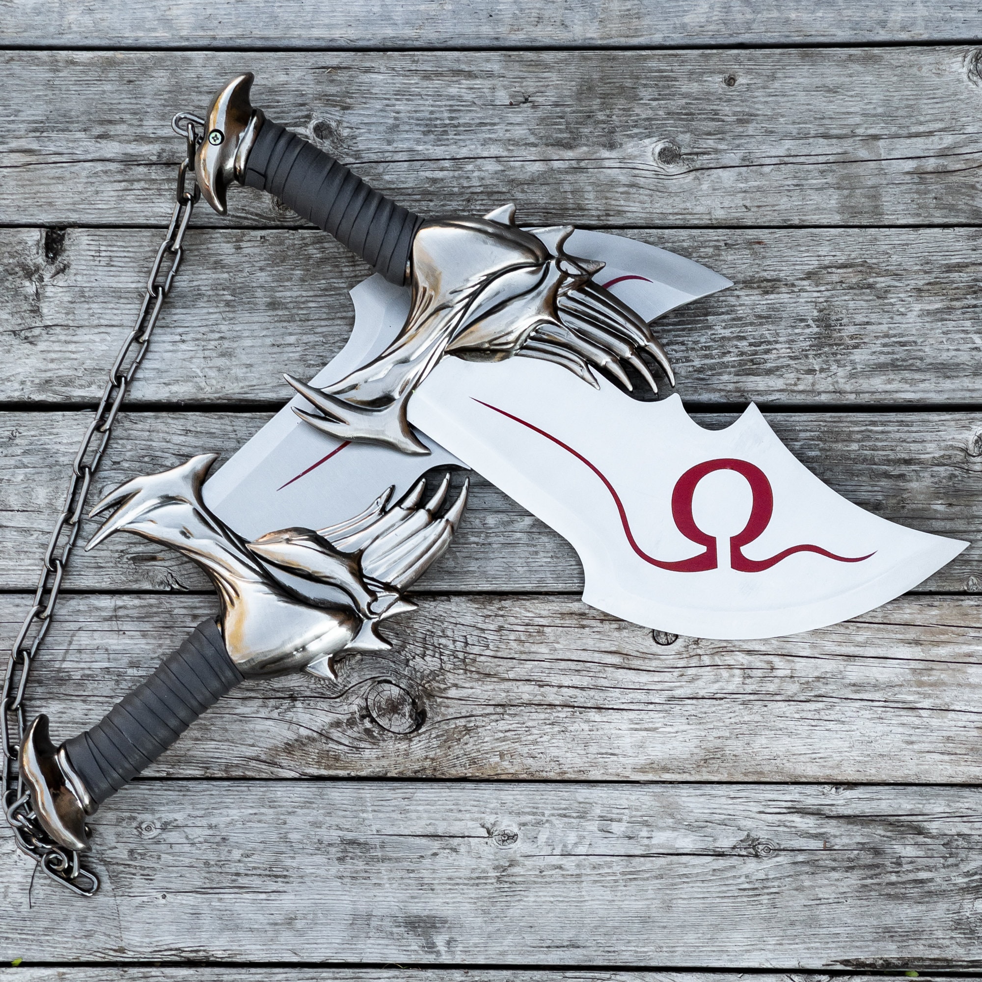 Decorative Replica Video Game Twin Dagger Set With Wall Mount - Etsy