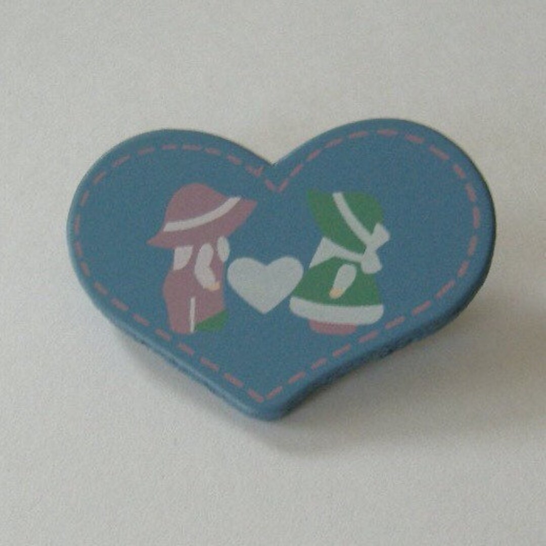 Blue Heart Shaped Lapel Pin, Country Themed Wooden, Pink Green Hats - Etsy