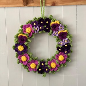 Violet and Purple Daisy Crochet Wreath - Etsy