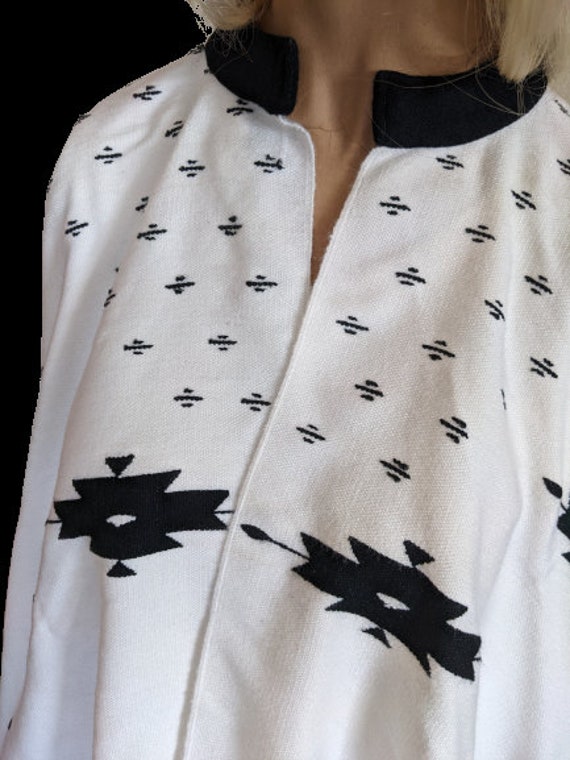 Vintage Cape with Aztec Design - Gem