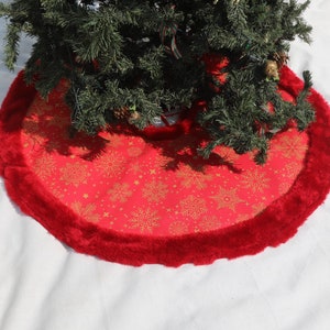 Red Christmas Tree Skirt With Red Faux Fur Trim, Snowflake Christmas ...