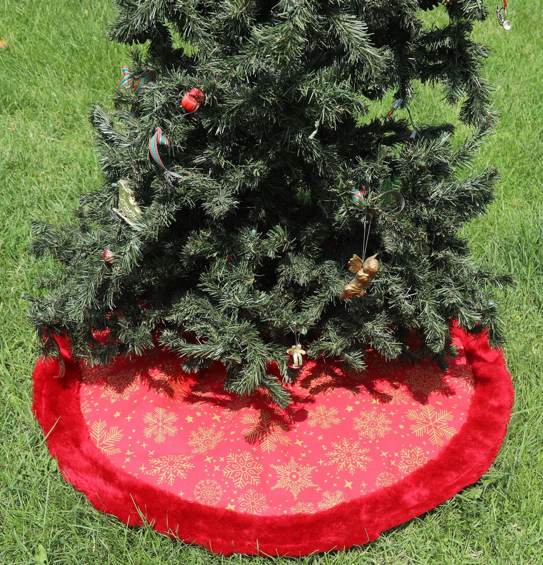 Red Christmas Tree Skirt With Red Faux Fur Trim, Snowflake Christmas ...
