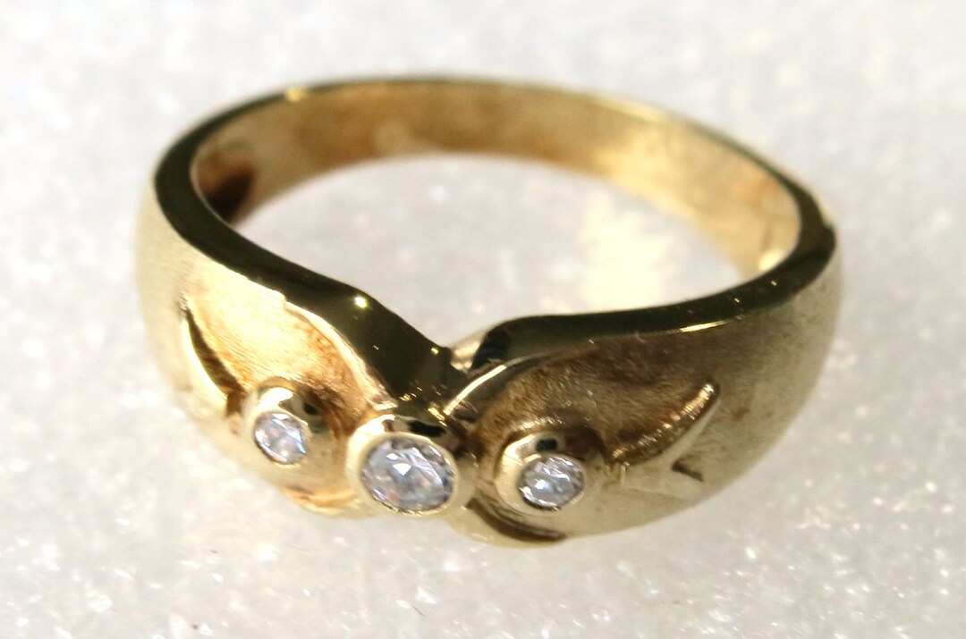 Contemporary Design Gilded Plata Silver Three-stone Ring Set With Cubic ...