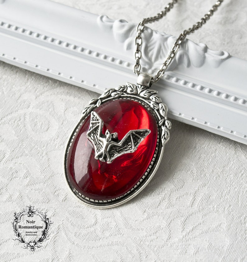 Silver Vampire Bat Necklace With Ruby Gem-gothic - Etsy