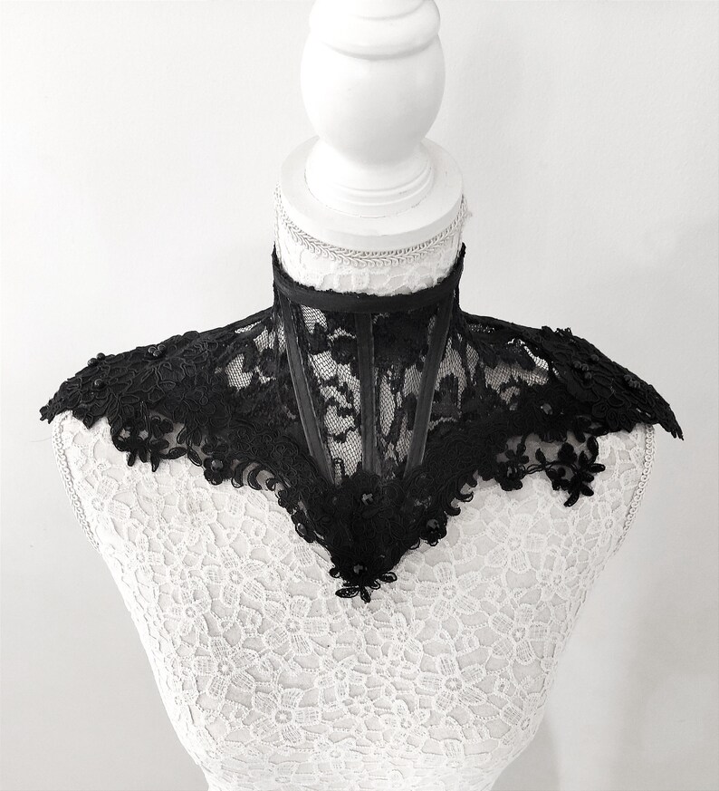 The Royal Black Lace Neck Corset-neck Corset-lace Neck Corset-elegant ...