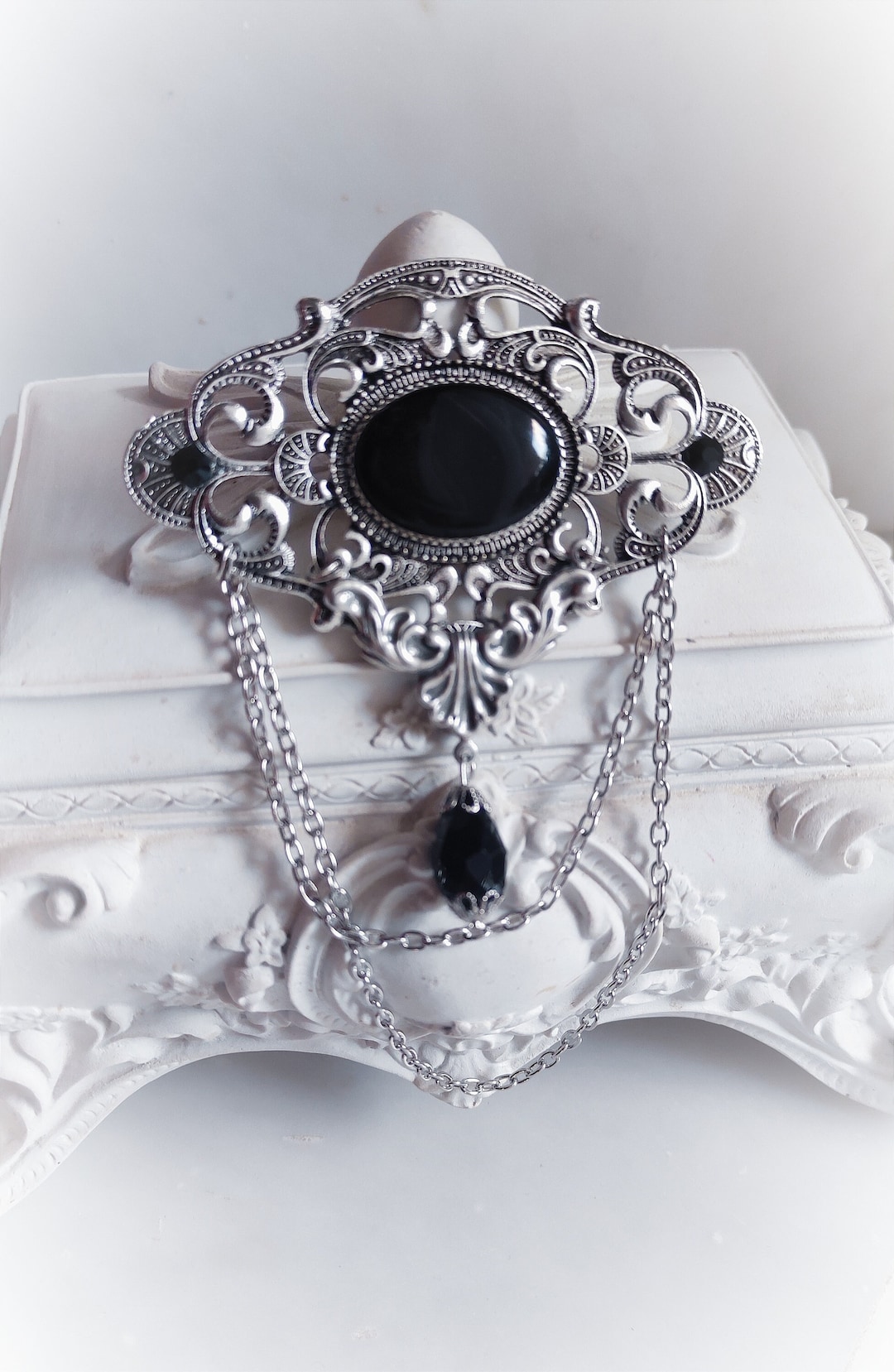 Victorian Gothic Brooch-gothic Brooch-gift - Etsy