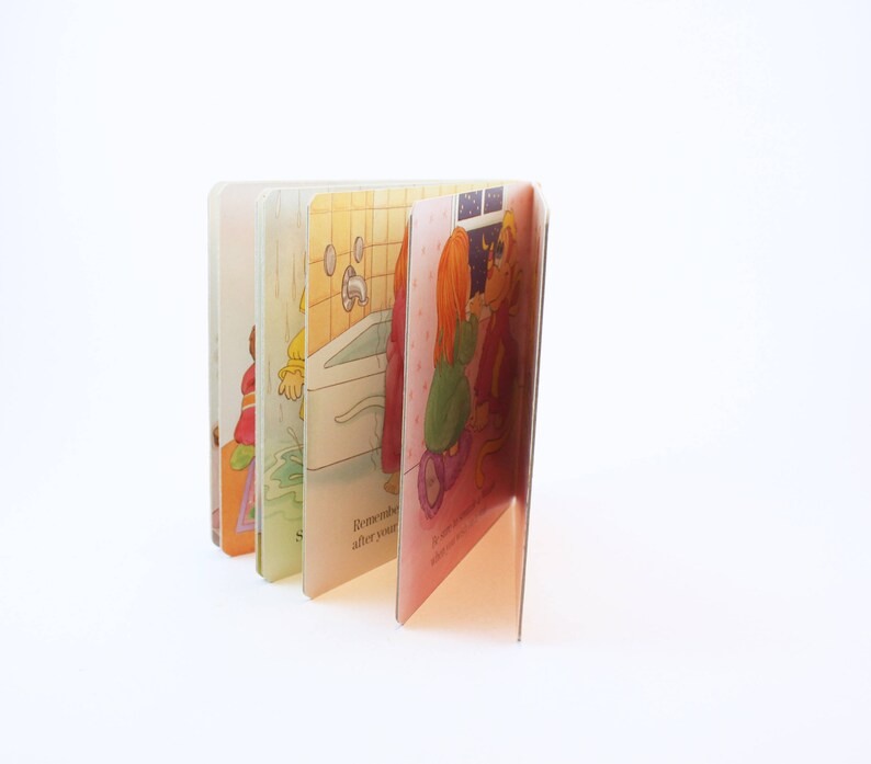 Wuzzle Board Book, When Do You Snuzzle a Wuzzle by Peggy Kahn, 1980s ...