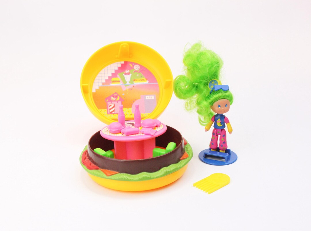 Vintage Mattel Wee Wild Things Doll Set 1987 Small Fry Cafe & Trish ...