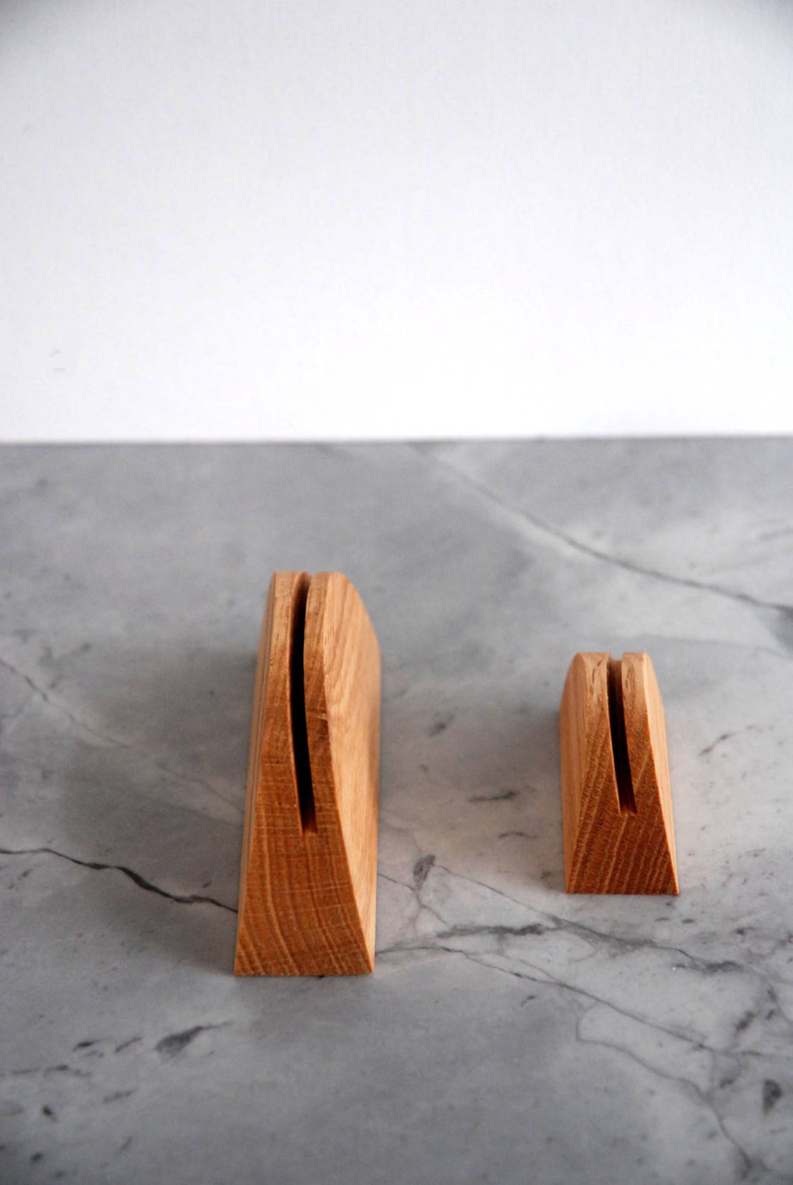 Half Moon Photo Holder Oak Set of 4 Minimalist Scandinavian - Etsy