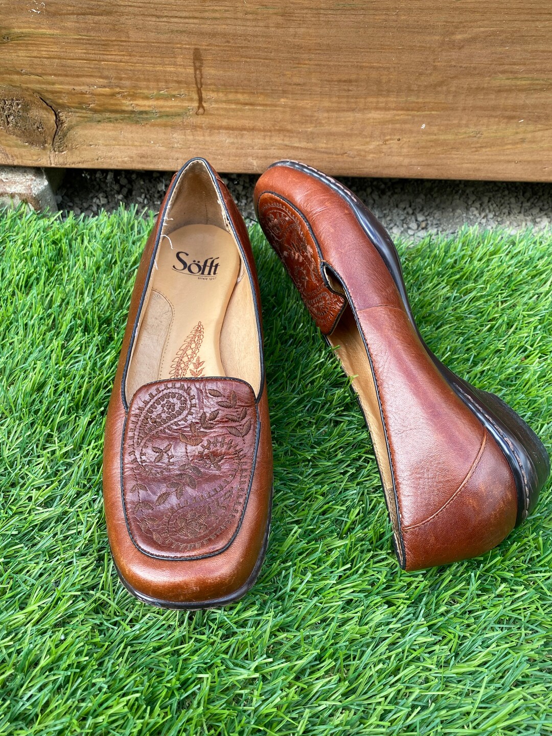 Soulier plat cuir marron brodé femme Vintage Söfft grandeur 6,5 us ...