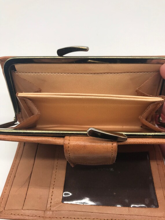 Vintage ladies soft tan leather wallet with coin purse - Gem