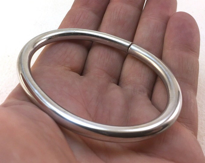 Thick Aluminum Neck Ring - Etsy Canada