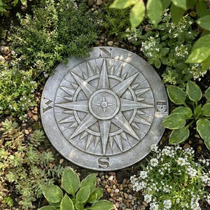 Garden Decoration: Compass Stepping Stone, Compass Rose Statue for ...