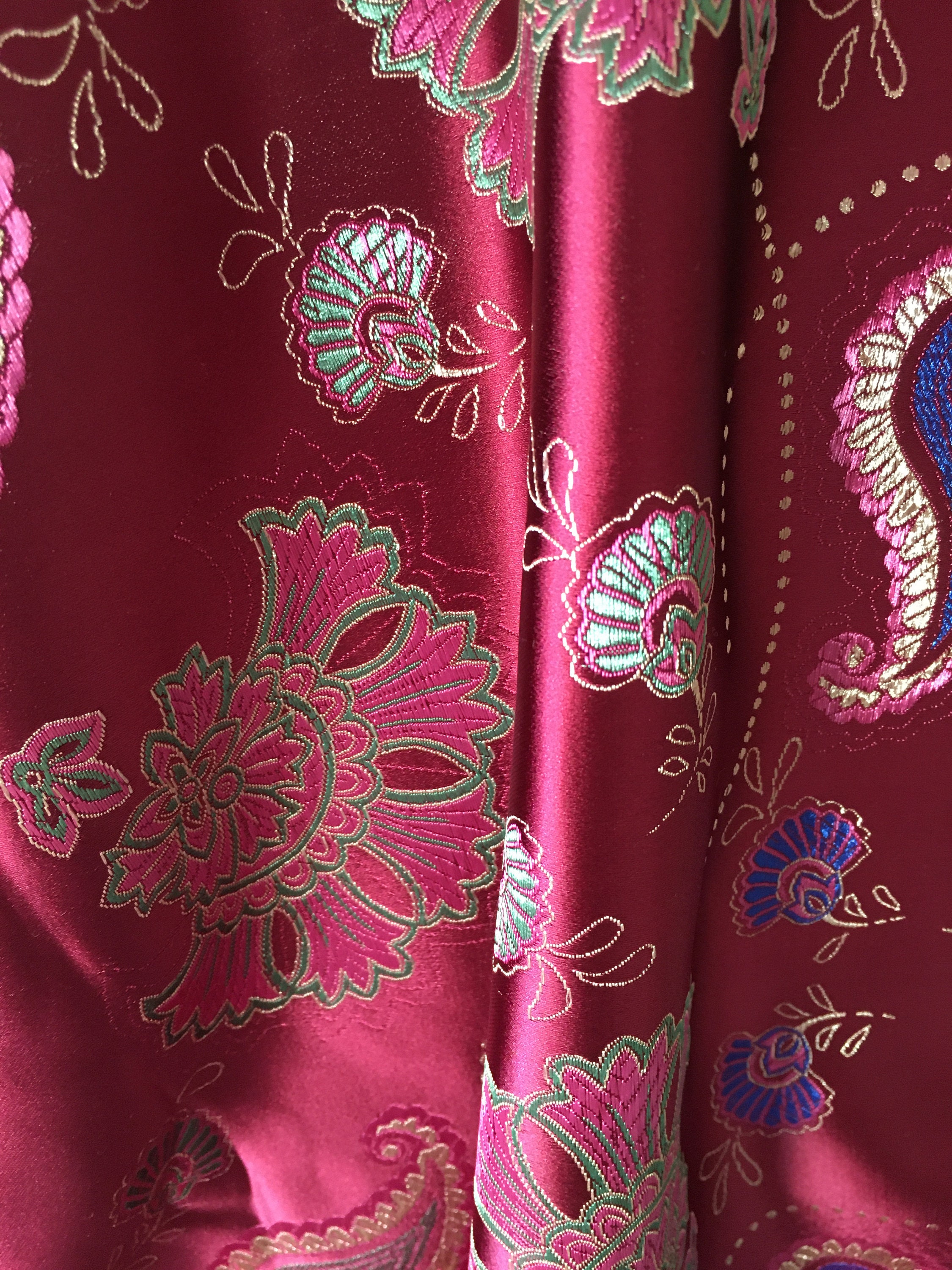 Maroon Paisley Brocade Fabric/brocade Fabric/paisley Fabric/burgundy ...