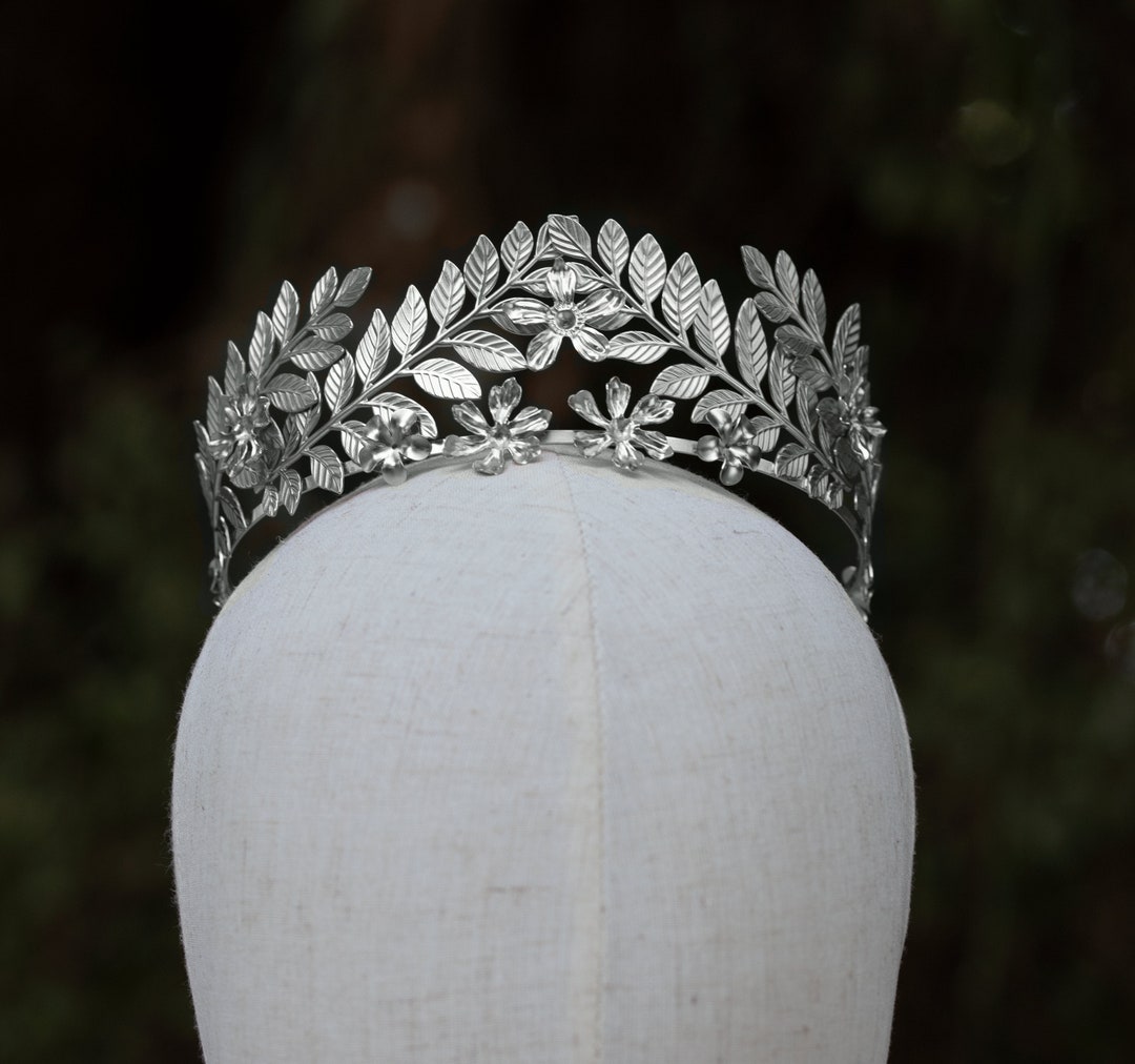 Bridal Leaf Headpiece, Silver Hair Wreath, Goddess Leaf Crown, Wedding ...