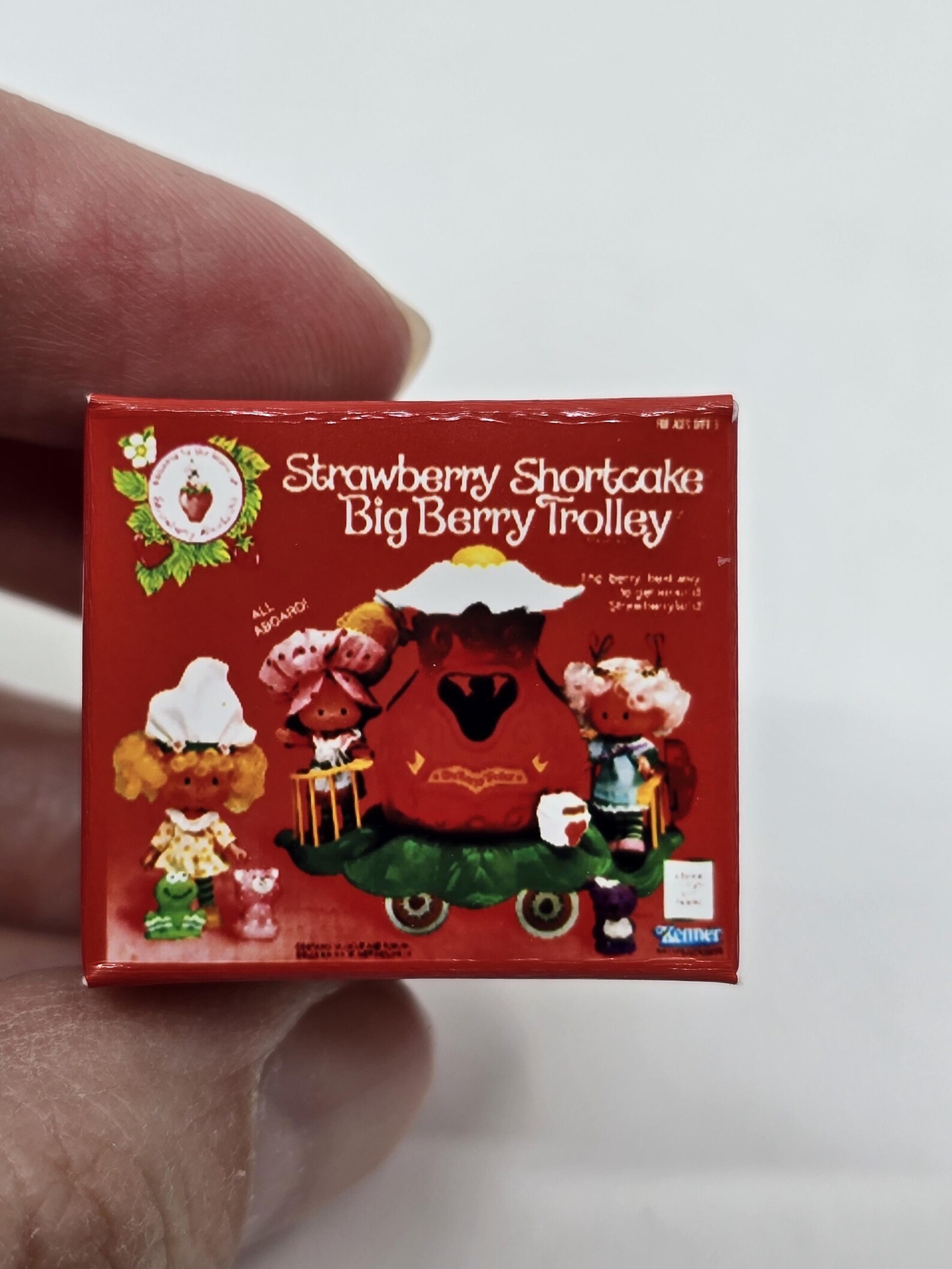 1:12 Scale Strawberry Shortcake Miniature Mini Box Berry Happy Home ...