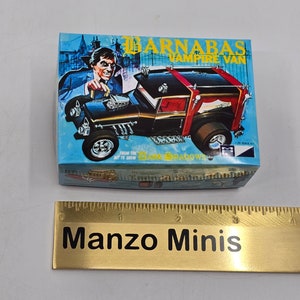 Dark Shadows Barnabas Collins Vampire Van Miniature Box Scale Includes ...