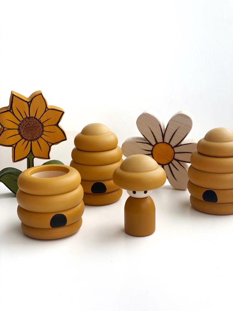 Hats off Nature Friend Peg Dolls in Cups - Etsy