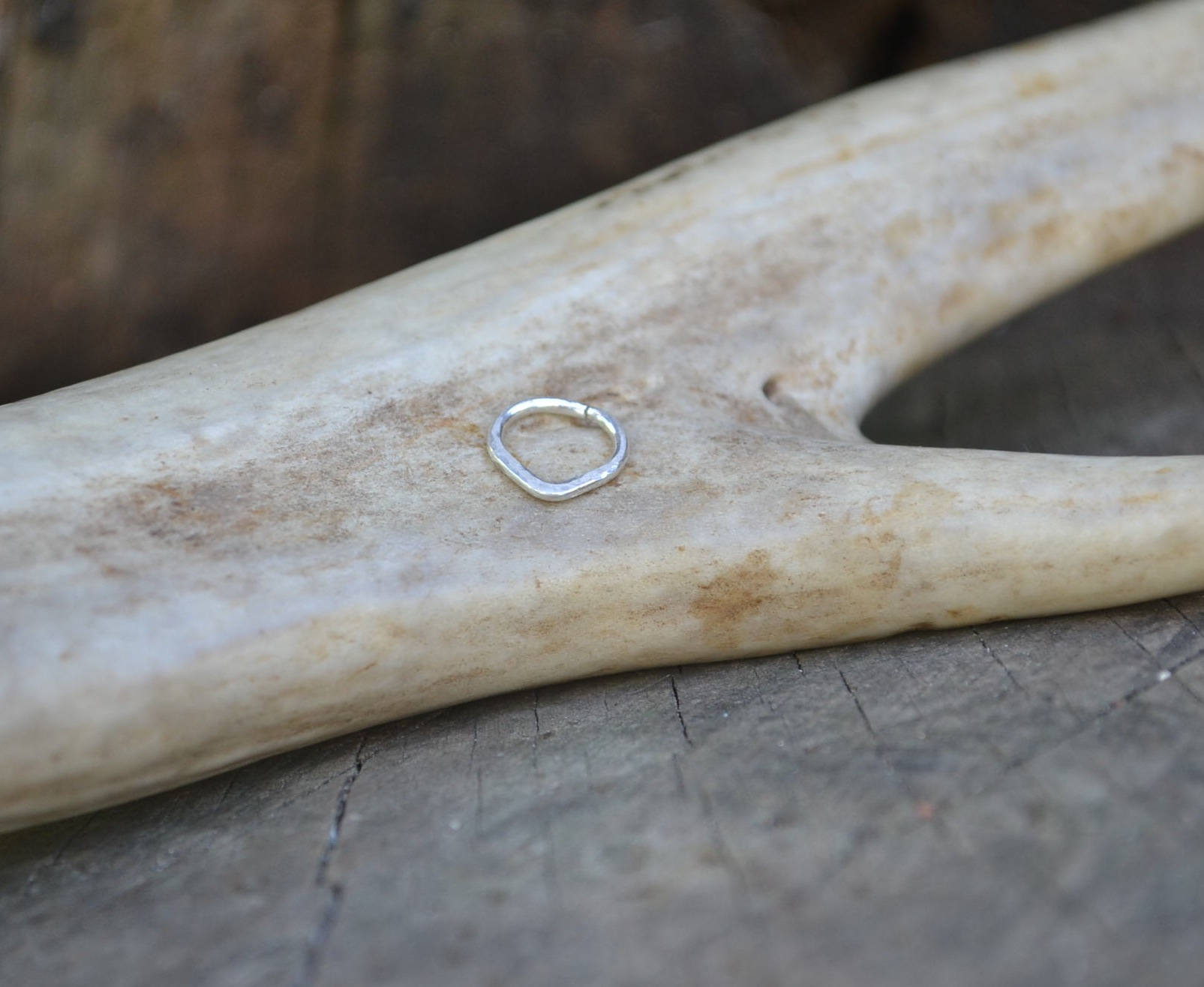 Simple Sterling Septum Ring 16 Gauge Septum Ring V Shape - Etsy