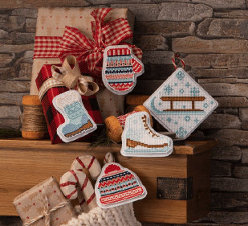 Winter Fun Christmas Ornaments Pattern / Snowboot / Winter Hat / Mitten ...