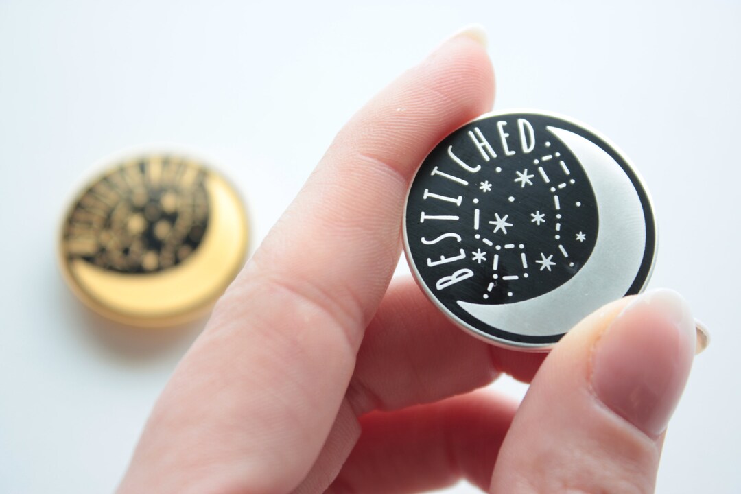 Celestial Moon Needle Minder, Moon Phase Magnetic Enamel Needle Nanny ...